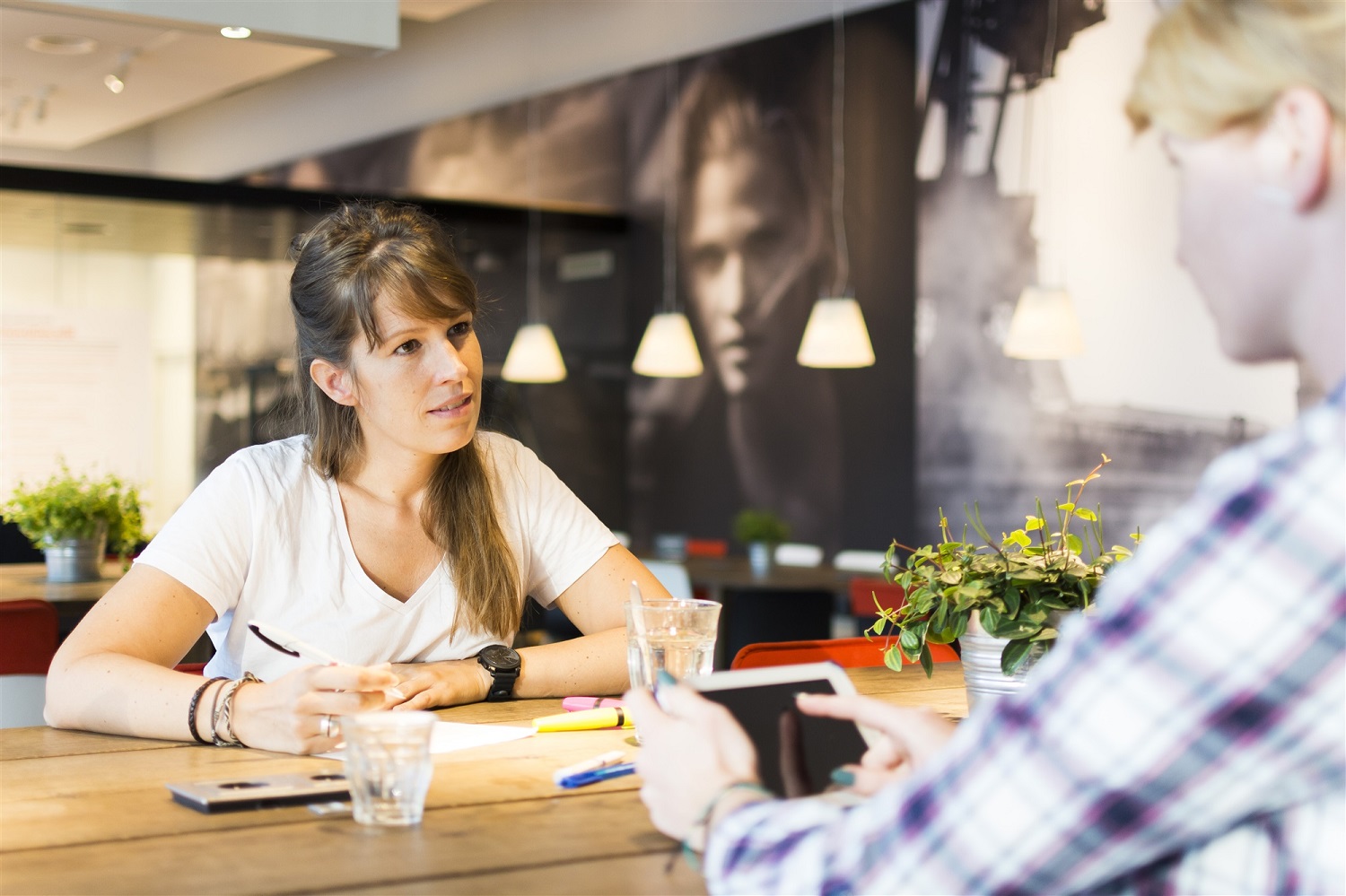 Een (nog) niet SKJ-geregistreerde professional inzetten? | Jeugdzorg werkt!